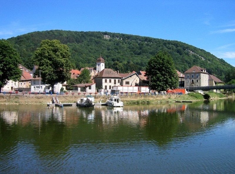 Die Tour entlang dem Doubs | velowandern.ch